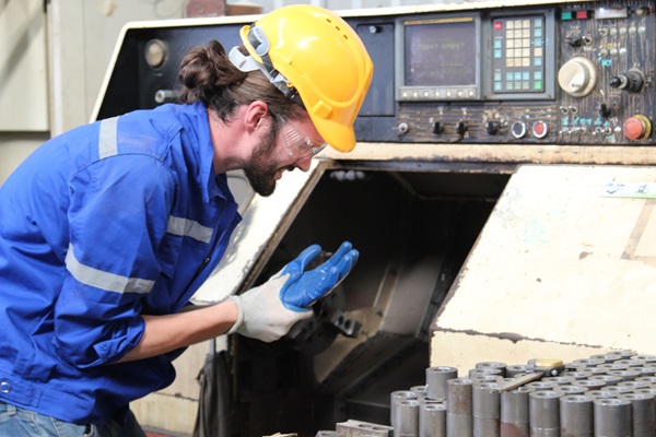 Hand Injuries and Workers' Compensation in Ohio | Hochman & Plunkett Co ...